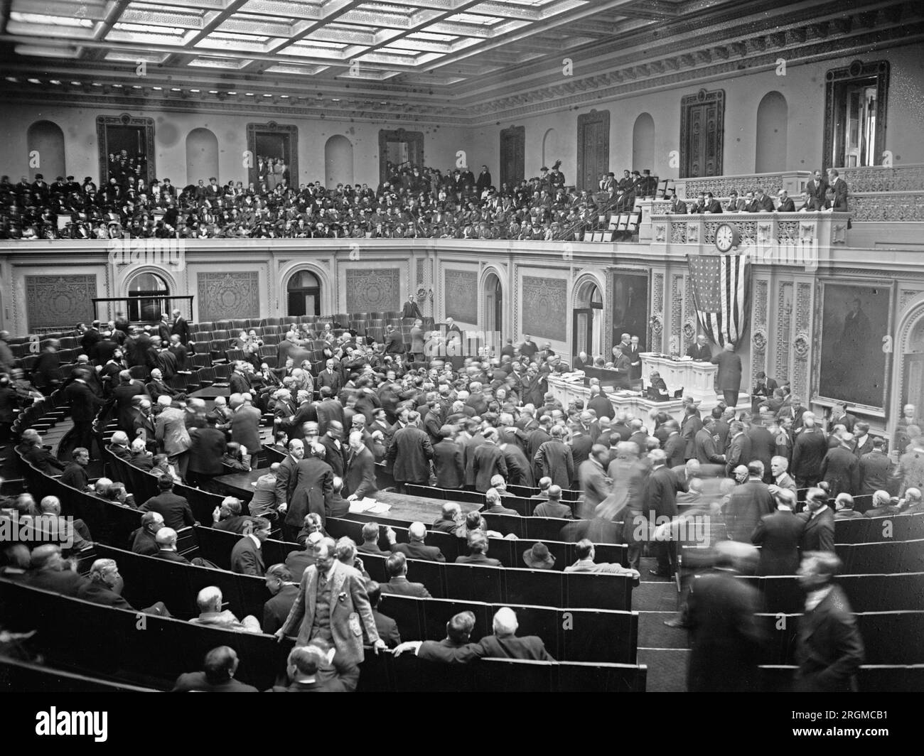Opening of Congress ca. Dec. 1920 Stock Photo - Alamy