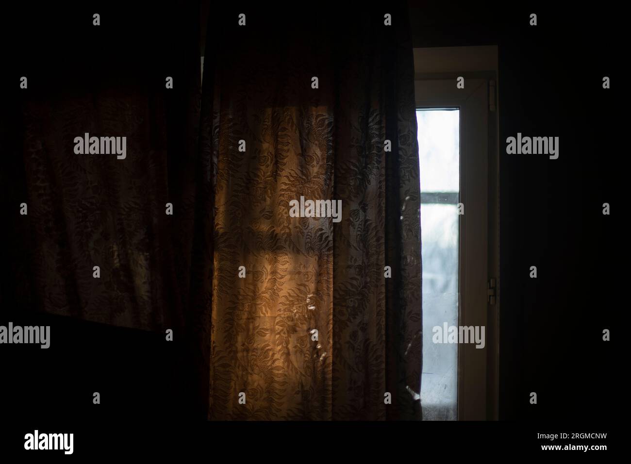 Dawn outside hi-res stock photography and images - Alamy