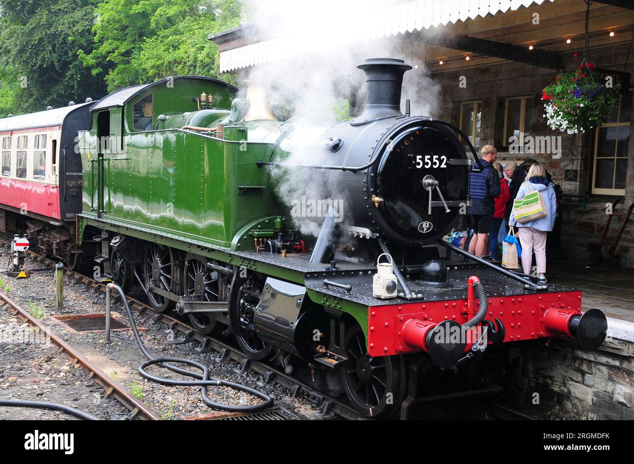 Steam engine on Bodmin steam railway, Cornwall Stock Photo - Alamy