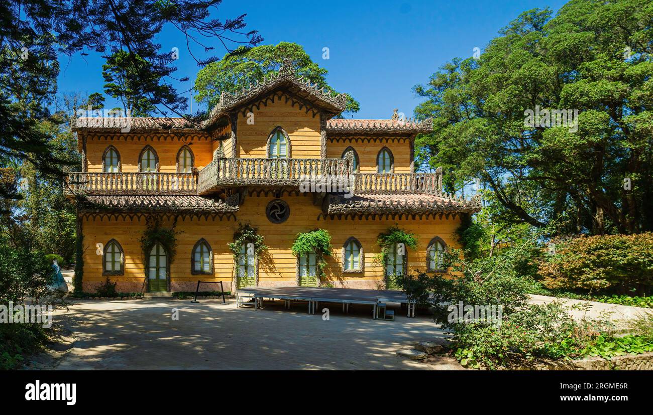 Chalet of the countess of edla hi-res stock photography and images - Alamy