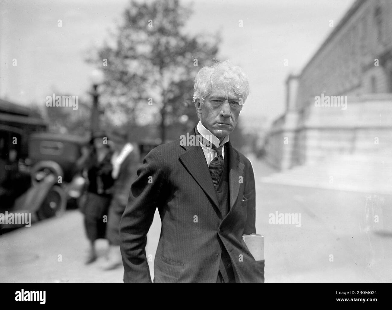 Commissioner judge Black and White Stock Photos & Images - Alamy