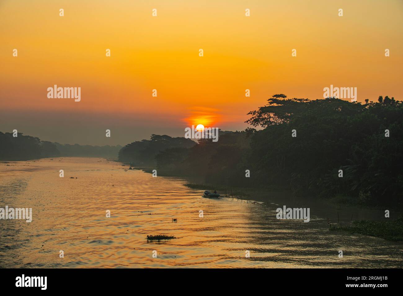 Sunrise over the Harta River, Ujirpur, Barisal. Bangladesh Stock Photo ...