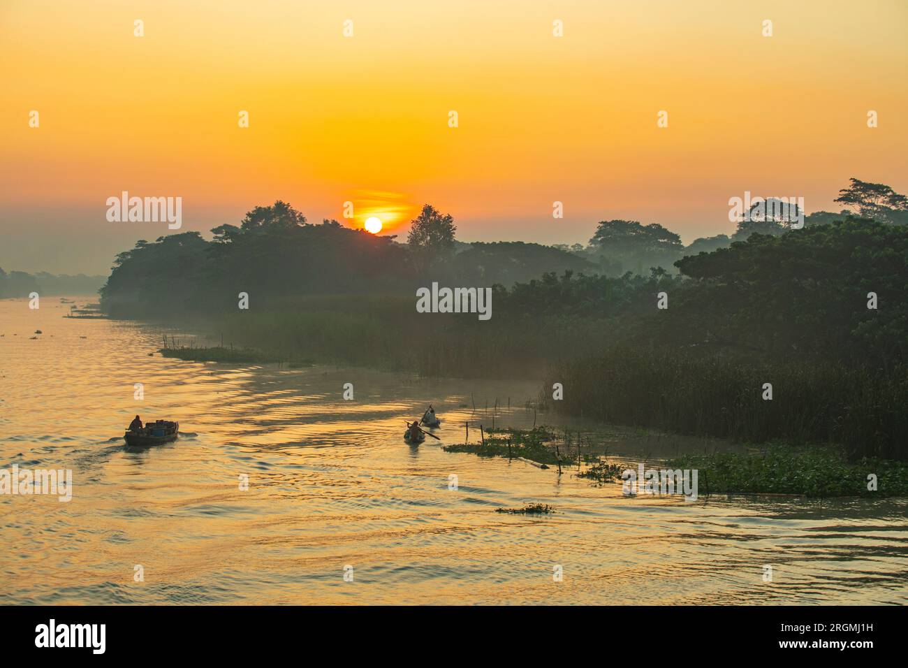 Sunrise over the Harta River, Ujirpur, Barisal. Bangladesh Stock Photo ...