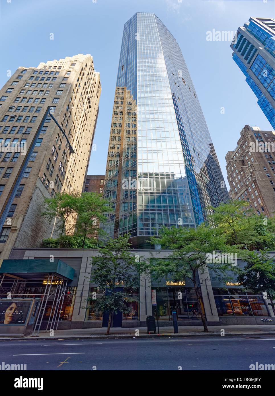 Midtown South: OneSixty Madison is a glass-clad irregular octagonal ...