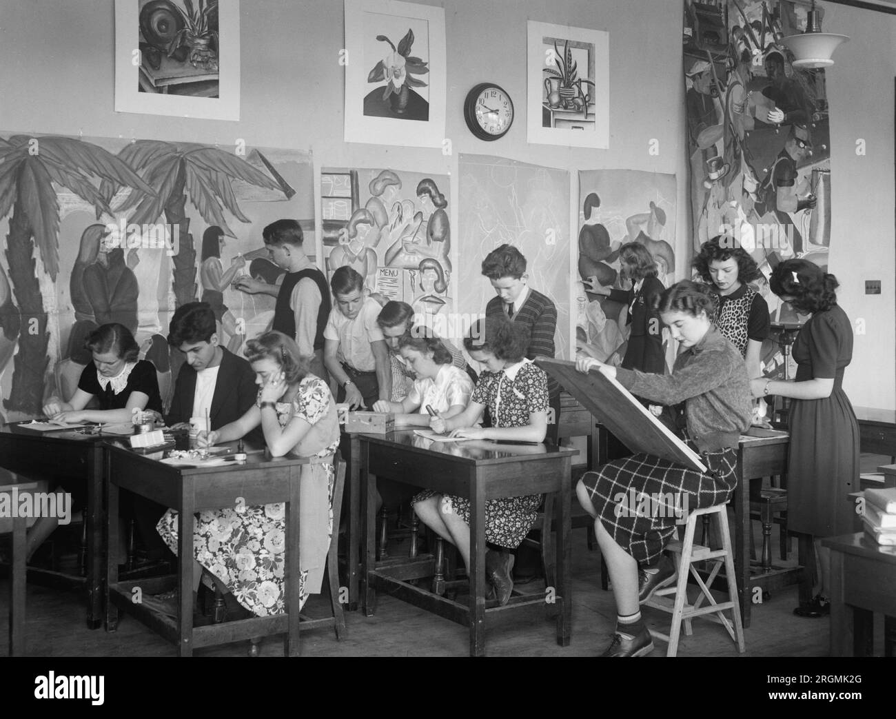 1930s school classroom Black and White Stock Photos & Images - Alamy