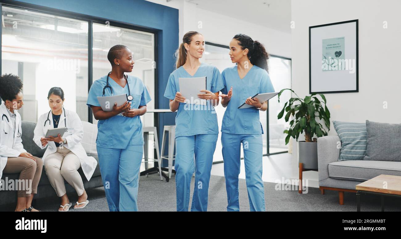 Young nurses laughing hi-res stock photography and images - Alamy