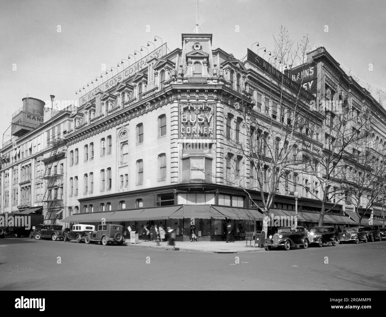 Kann's Department Store, Washington D.C. ca. 1910-1935 Stock Photo - Alamy