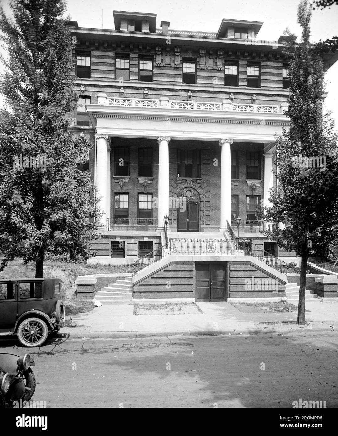 Hospital 1926 hi-res stock photography and images - Alamy
