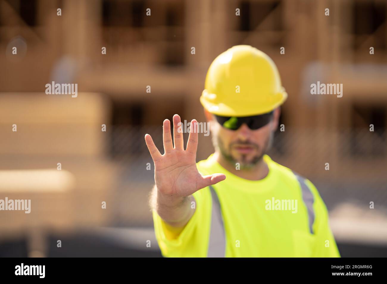 Worksite warning sign hi-res stock photography and images - Alamy