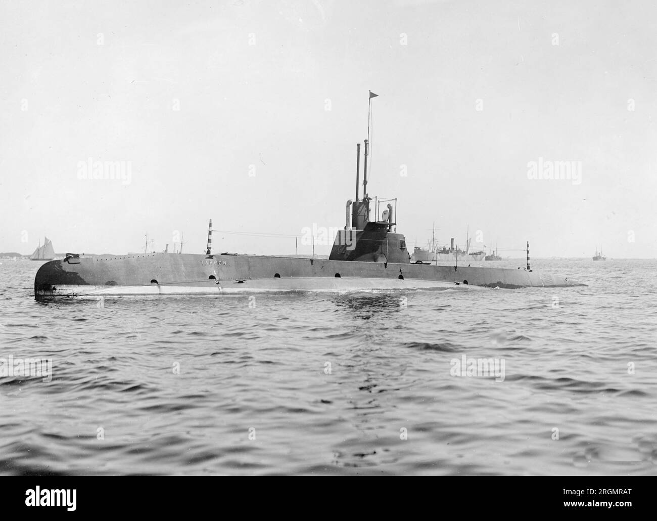 Submarine tarpon hi-res stock photography and images - Alamy