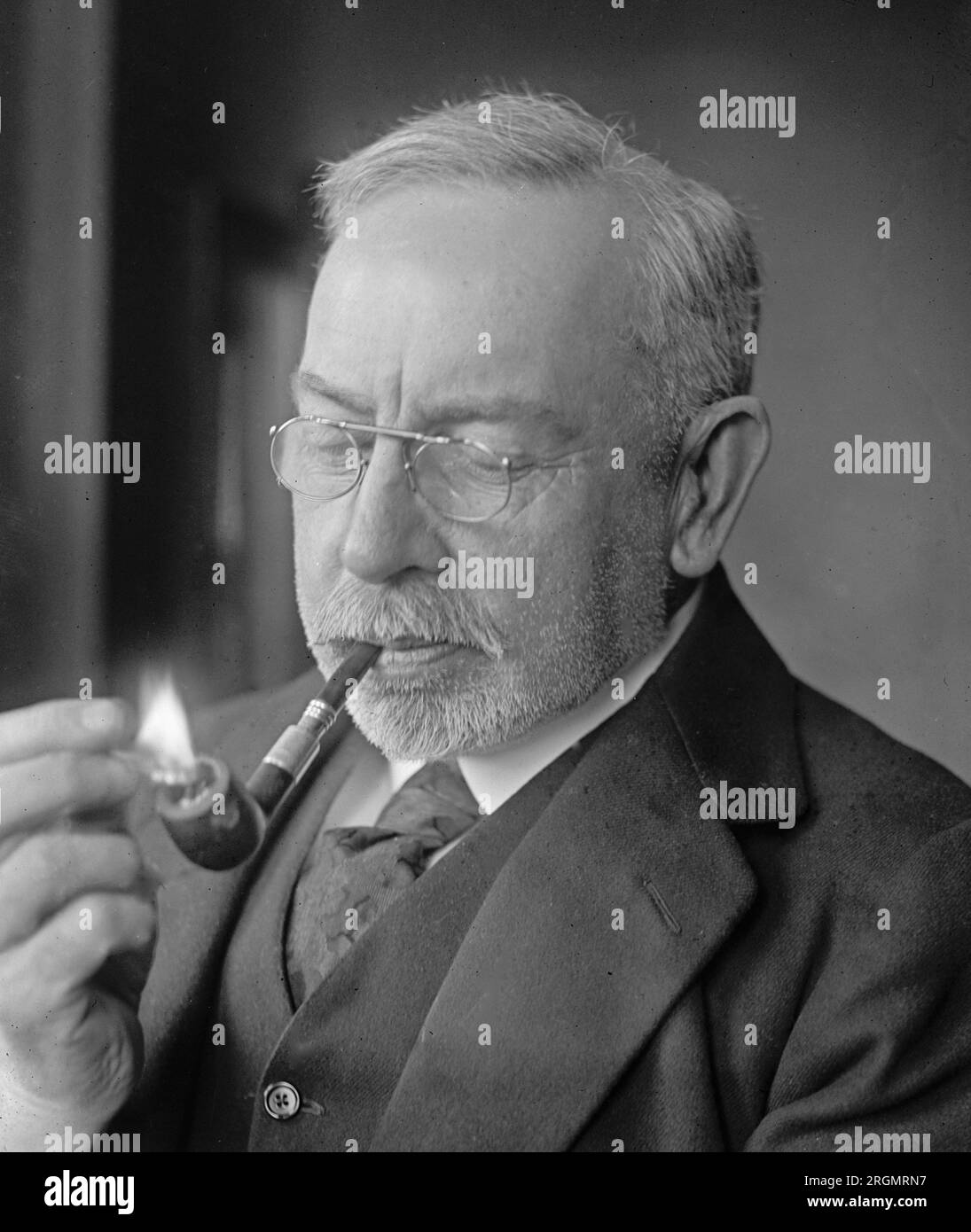 Lighting pipe Black and White Stock Photos & Images - Alamy