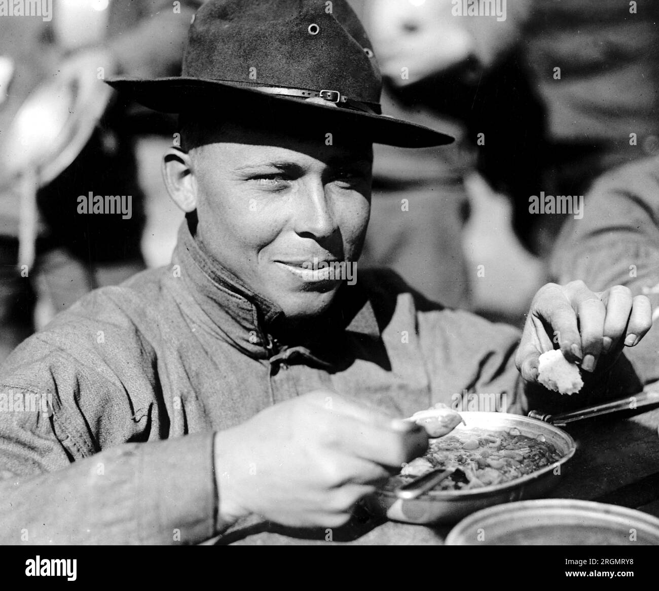 U.S. Army soldier eating rations during World War I ca. 1916-1919 Stock ...