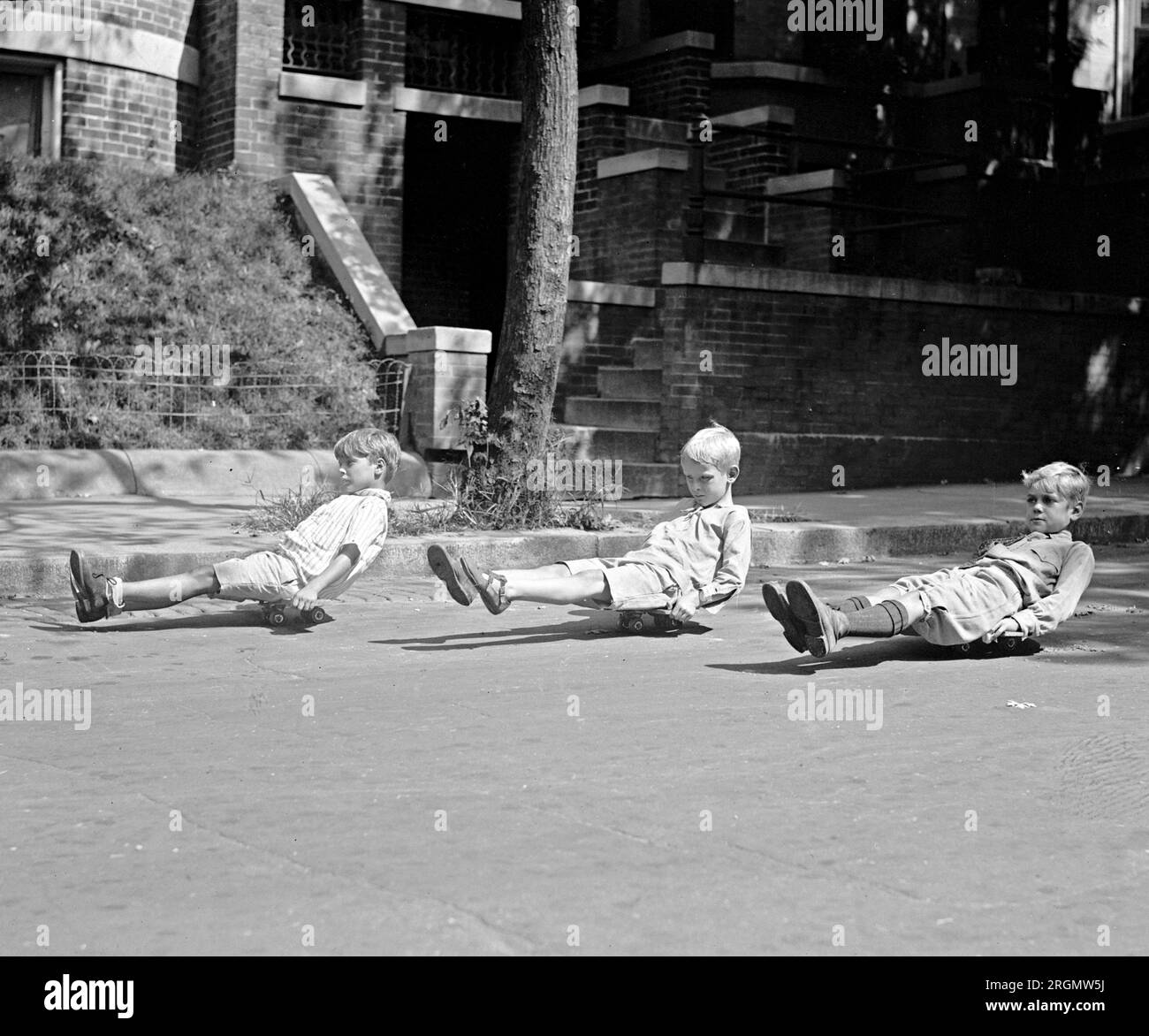 Black children playing 1920s hi-res stock photography and images - Alamy