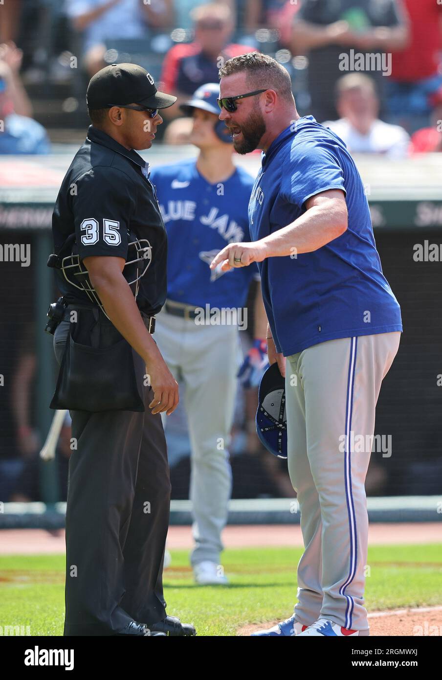 John schneider toronto blue jays hi-res stock photography and images ...