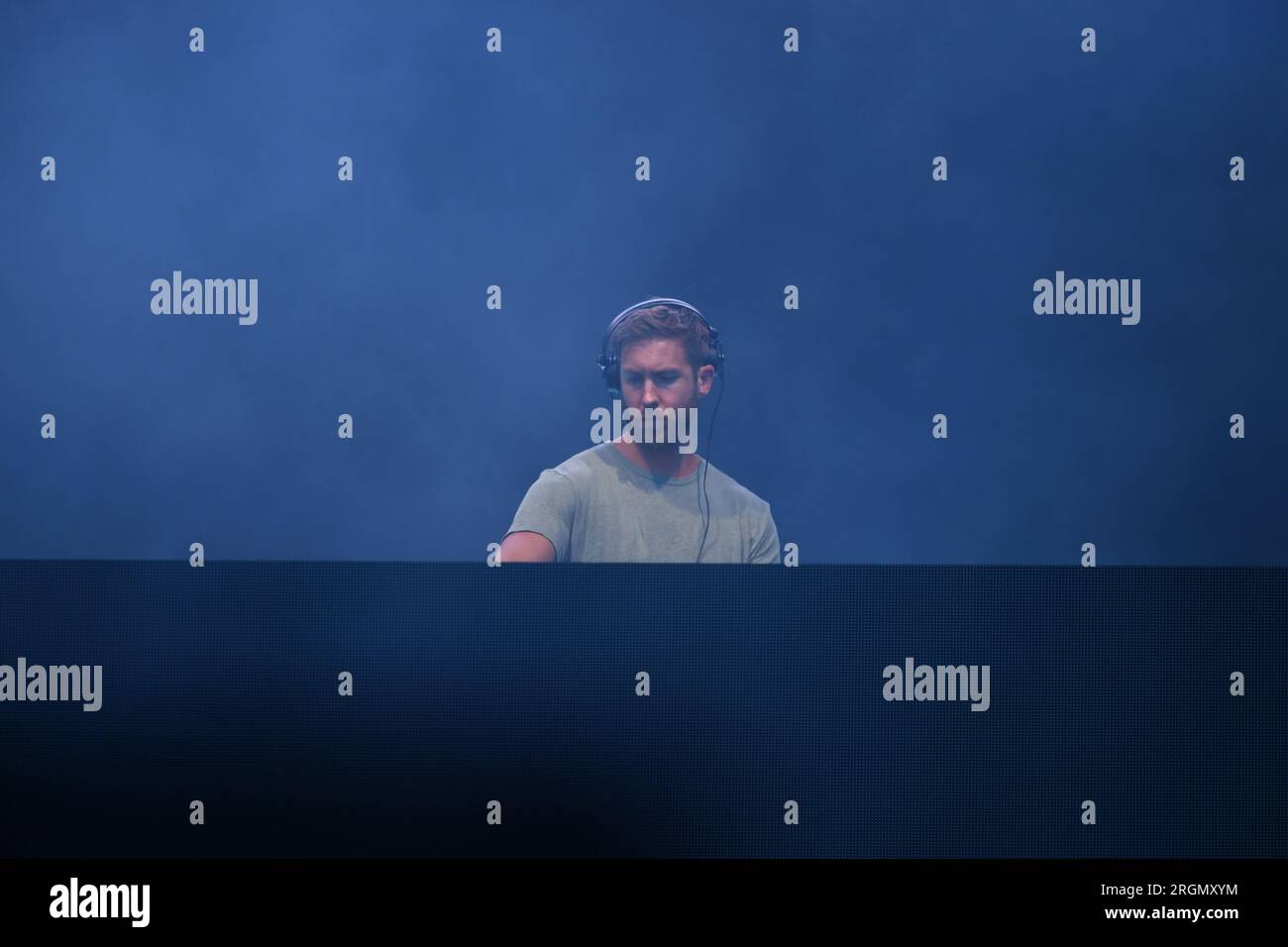 SILVERSTONE, England, 06. JULY 2023; F1 fans enjoy the sunshine during ...