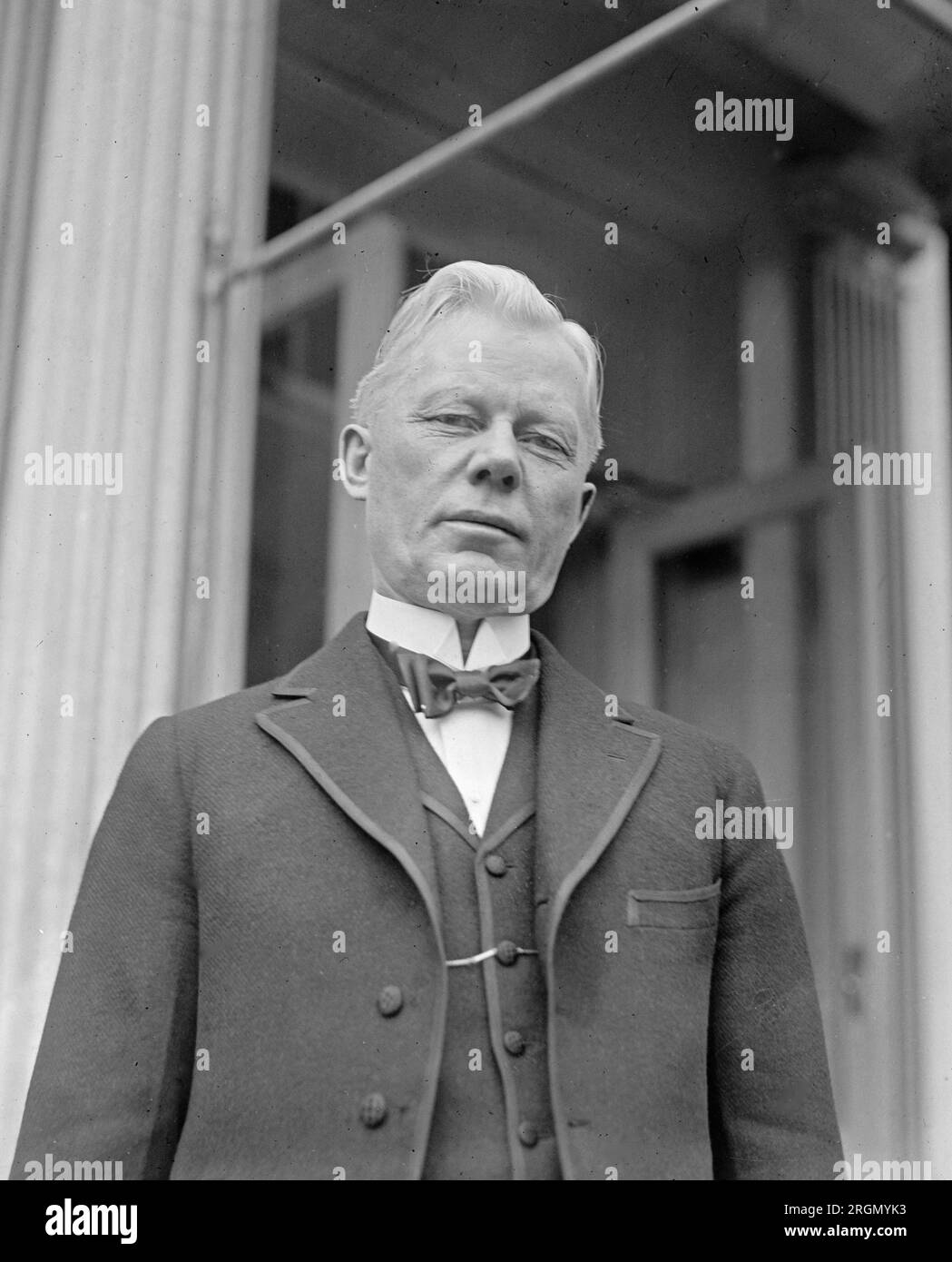 Photo of Alfred J. Pierson standing outdoors ca. 1924 Stock Photo - Alamy
