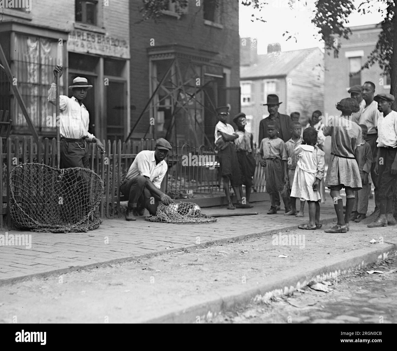 African american dog catcher hi-res stock photography and images - Alamy
