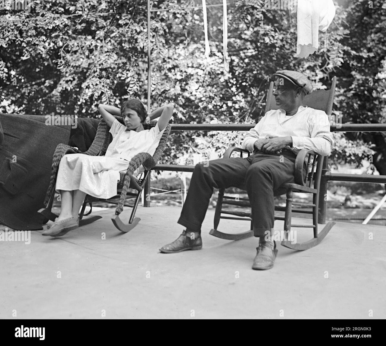 1920s rocking chairs hi-res stock photography and images - Alamy