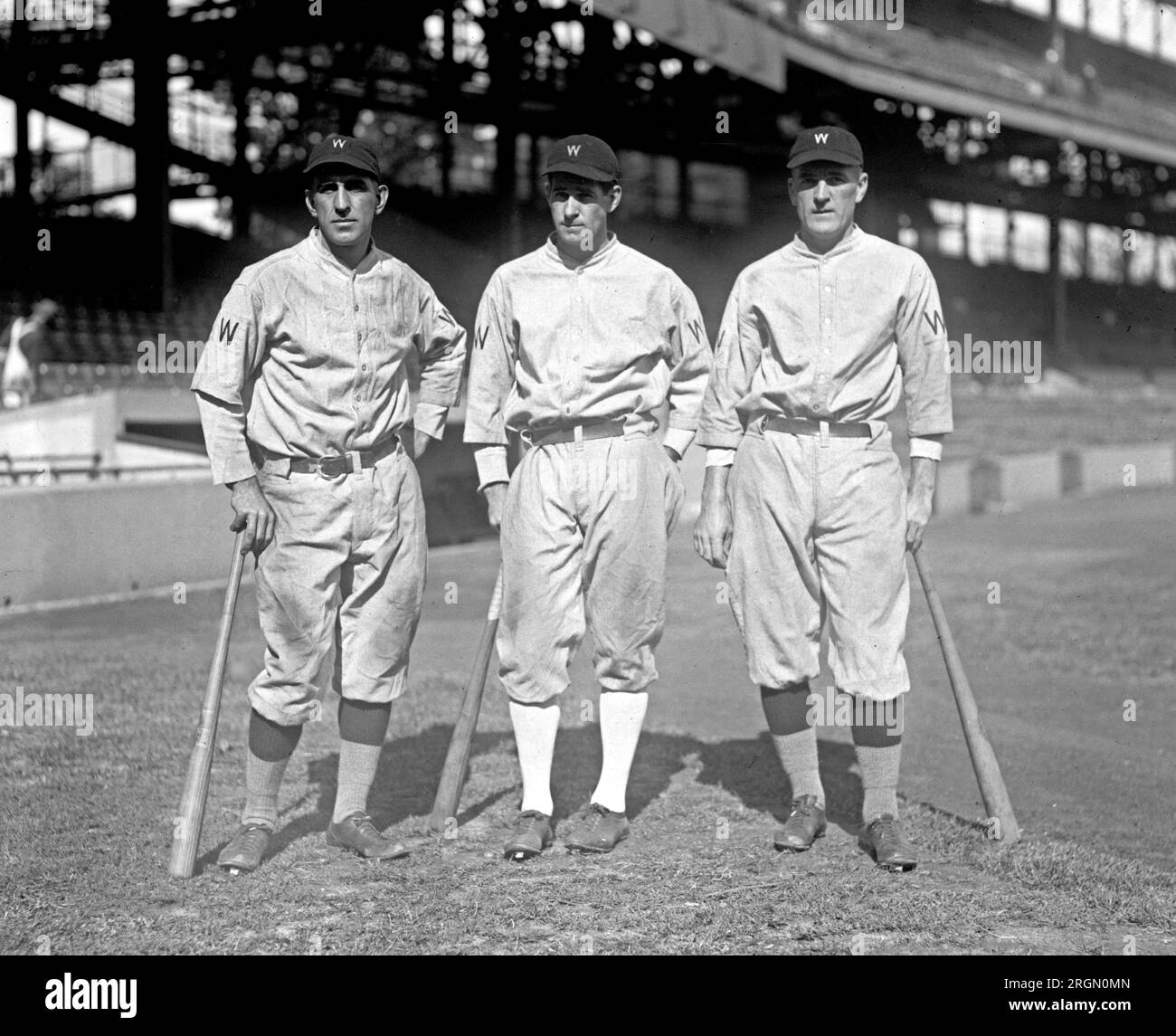 Washington Senators' double play trio Peck to Harris to Judge pose for ...