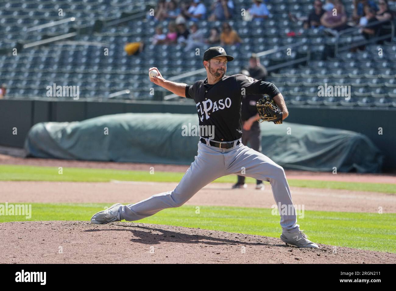August 6 2023: El Paso pitcher Sean Poppen (17) throws a pitch during ...