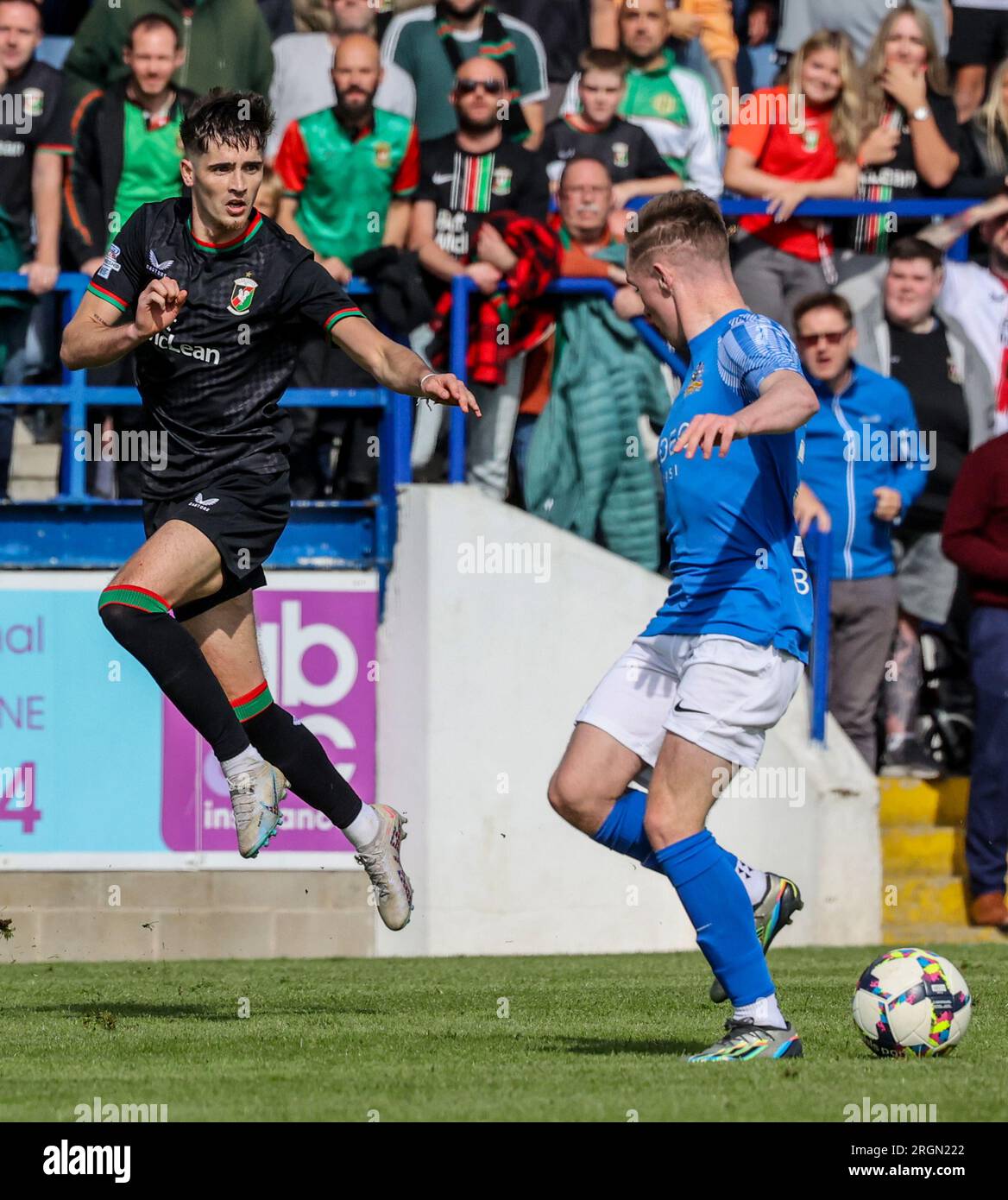 Jay donnelly glentoran player hi-res stock photography and images - Alamy