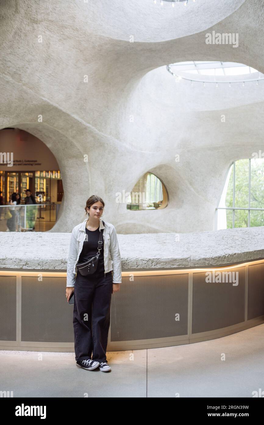 Gilder hi-res stock photography and images - Alamy