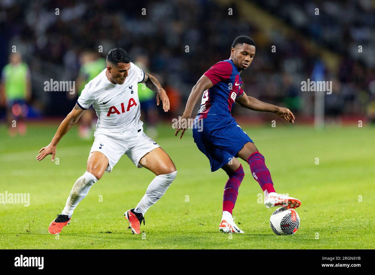 Porro tottenham hi-res stock photography and images - Alamy