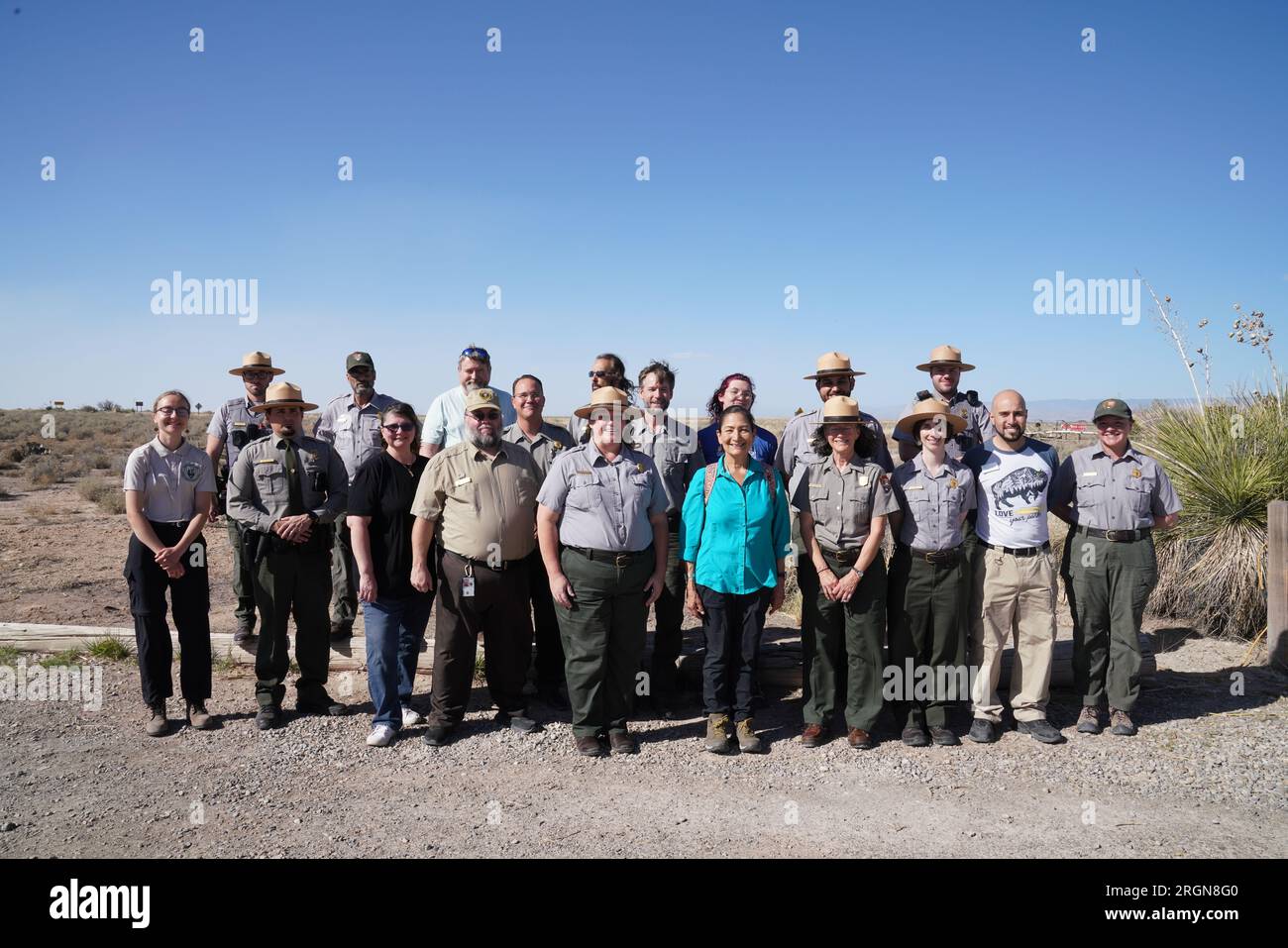 Reportage: Interior Secretary Deb Haaland viist to White Sands National ...