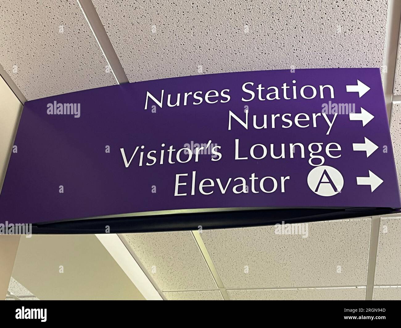 Hospital nurses station sign hi-res stock photography and images - Alamy