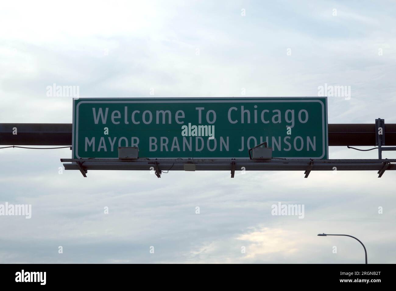 Welcome To Chicago Sign