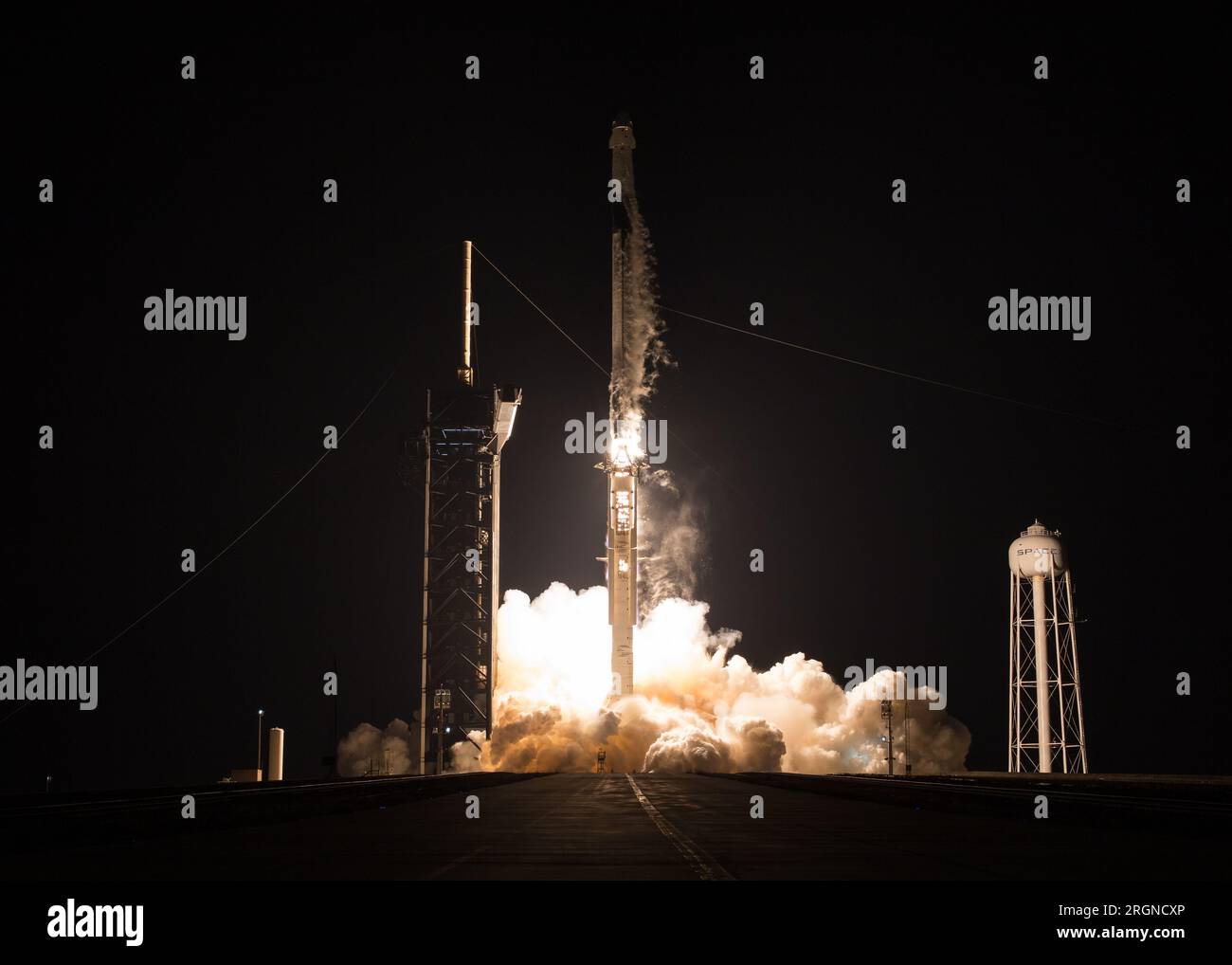 Crew 4 astronauts international space station hi-res stock photography ...