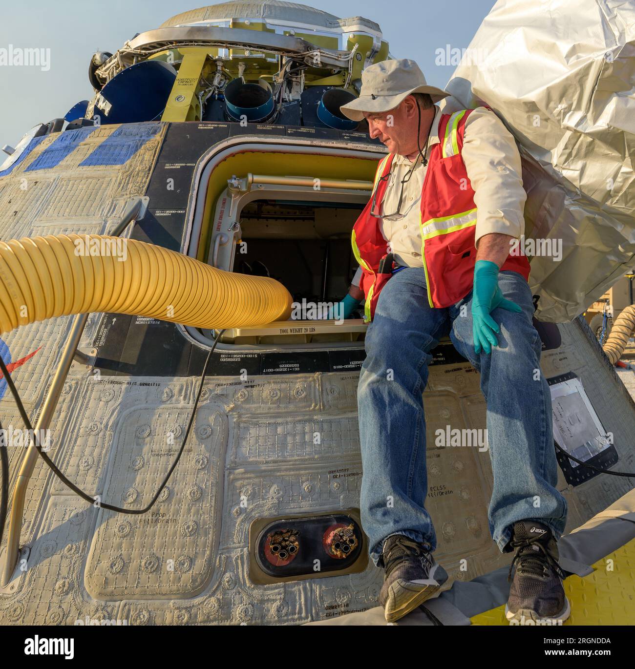 Reportage: Boeing Orbital Flight Test-2 Landing (May 2022) - Boeing and ...
