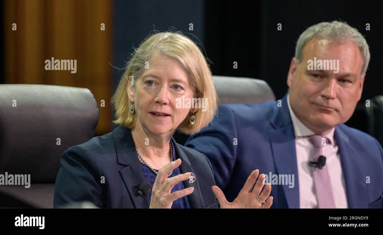 Heads of agency panel hi-res stock photography and images - Alamy