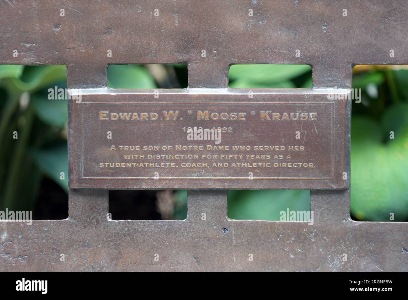 A bench plaque honoring former Notre Dame Fighting Irish Football ...