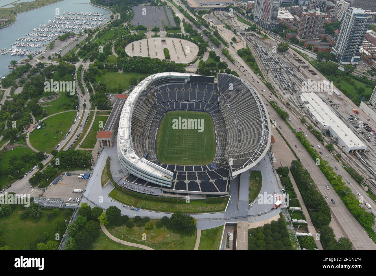 Chicago soldier field general hi-res stock photography and images - Alamy