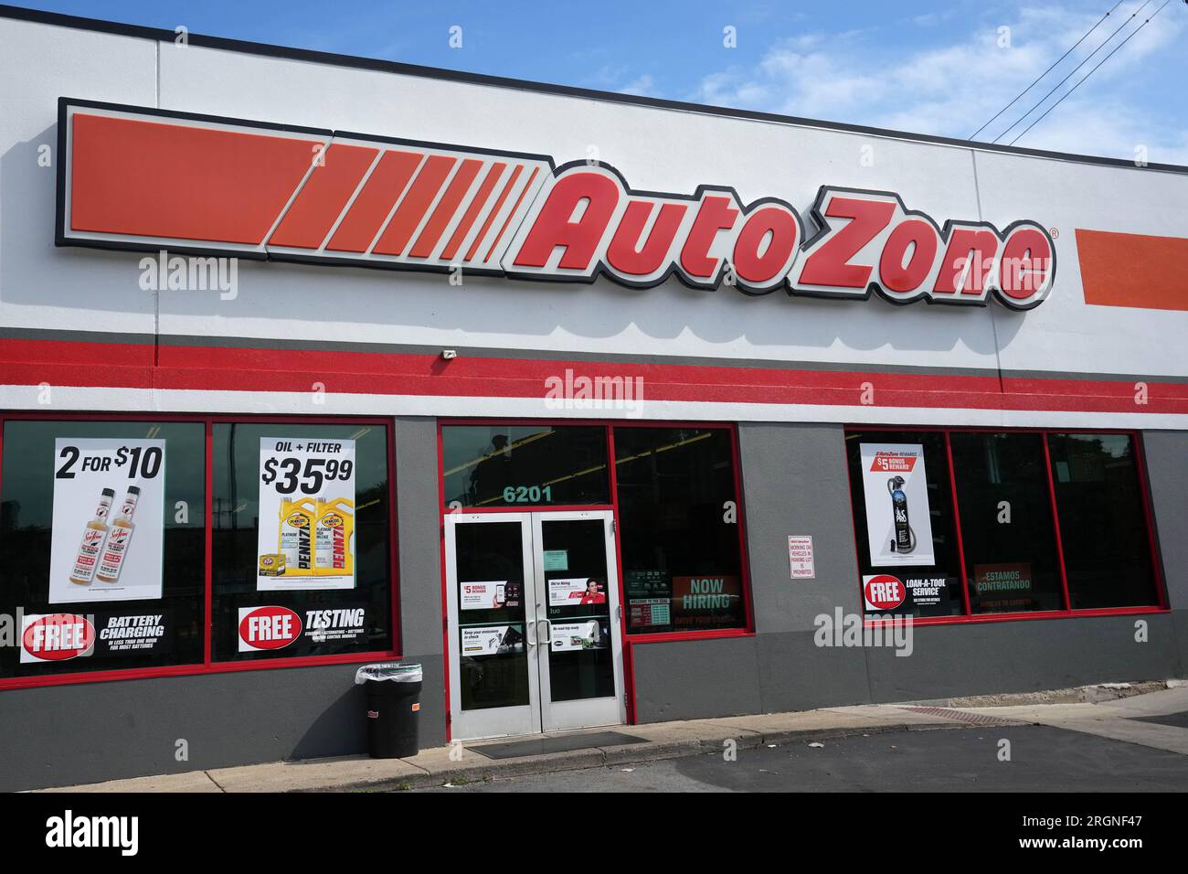 Autozone auto parts hi-res stock photography and images - Alamy