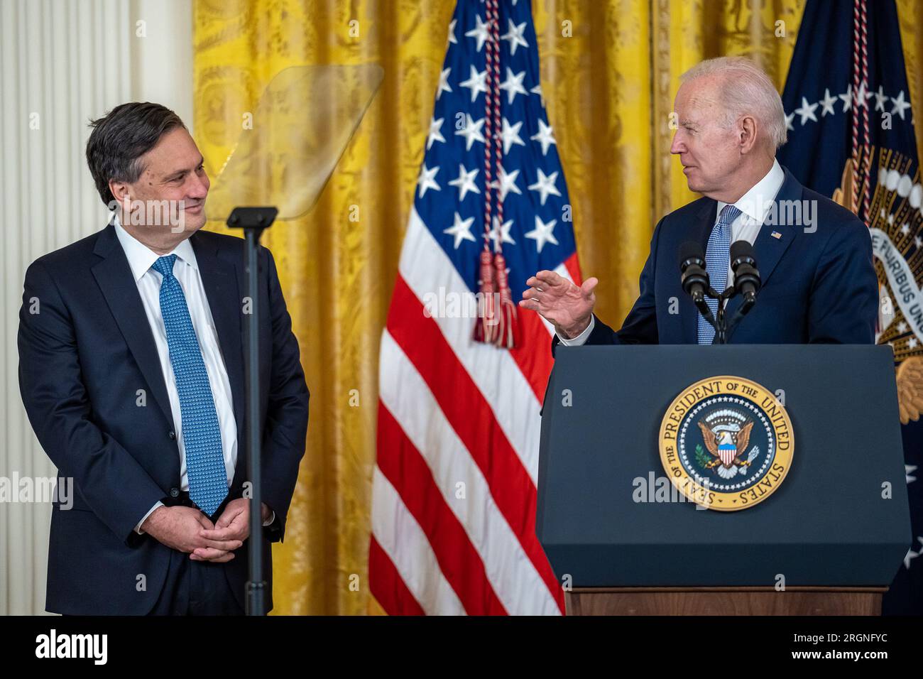 Reportage: President Joe Biden hosts an official transition event for ...