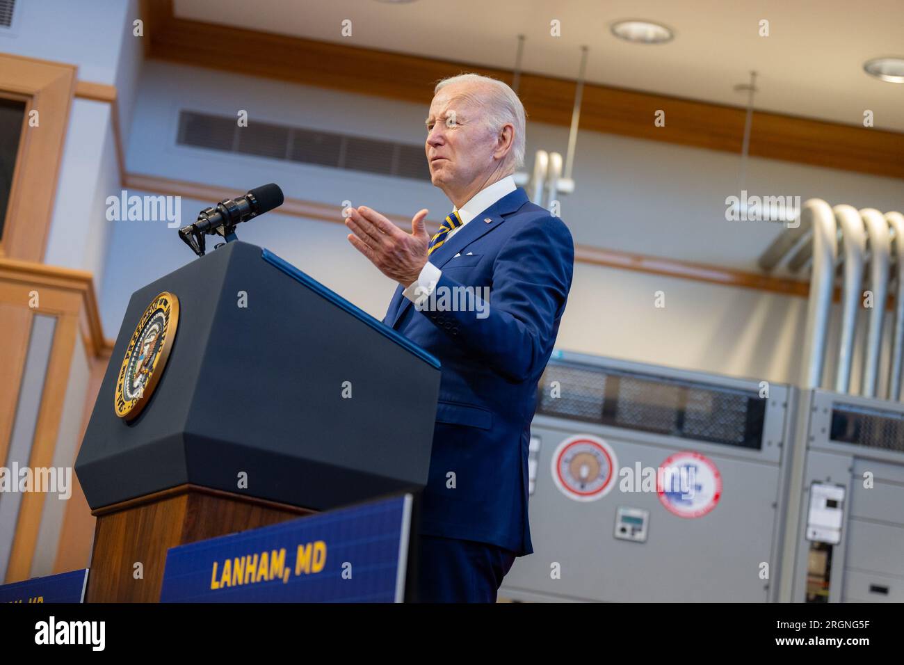 Reportage: President Joe Biden visit to IBEW Local 26 in Lanham ...