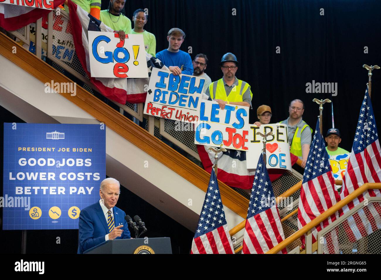 Reportage: President Joe Biden visit to IBEW Local 26 in Lanham ...