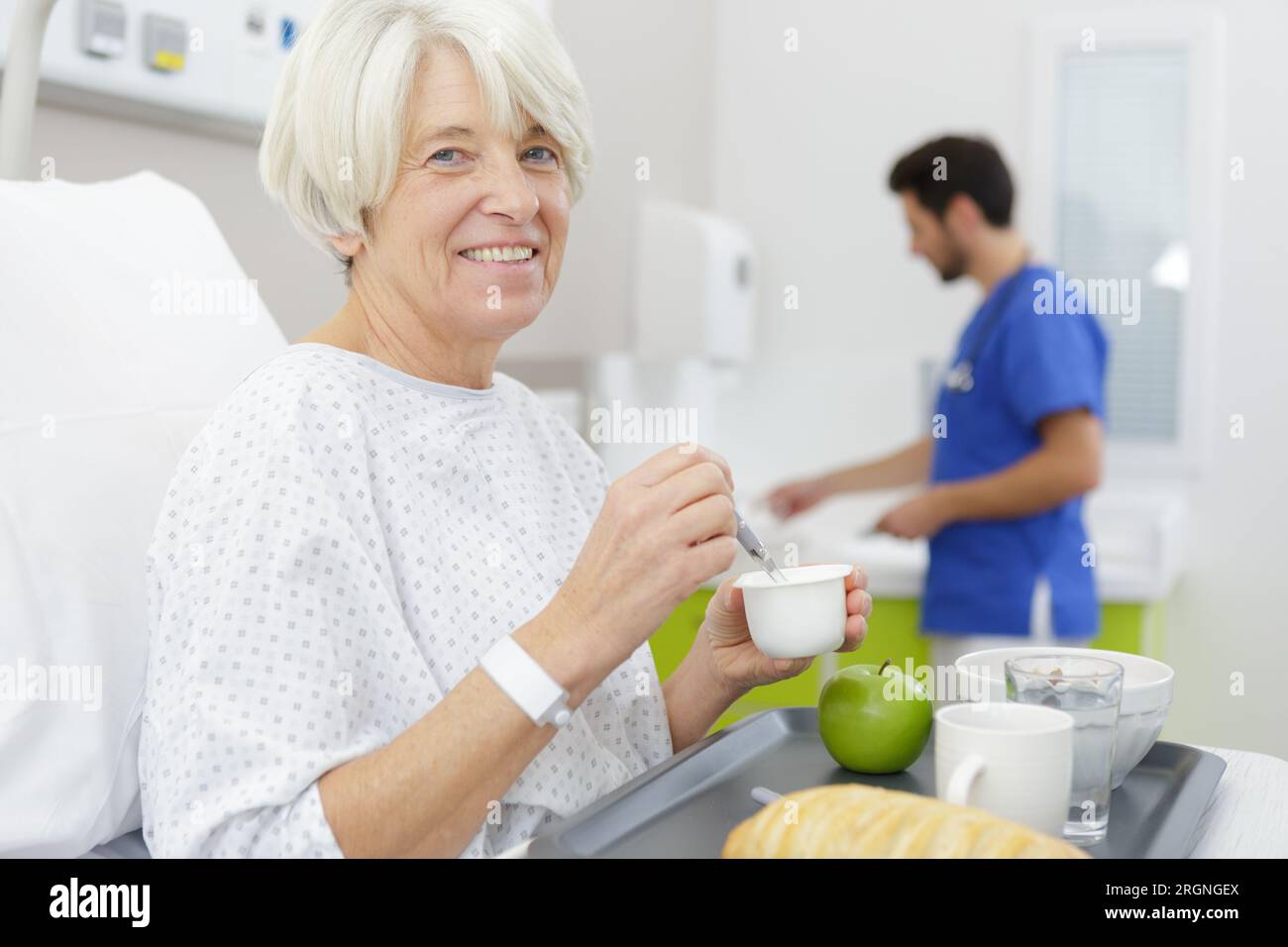 Patient hospital bed coffee hi-res stock photography and images - Alamy