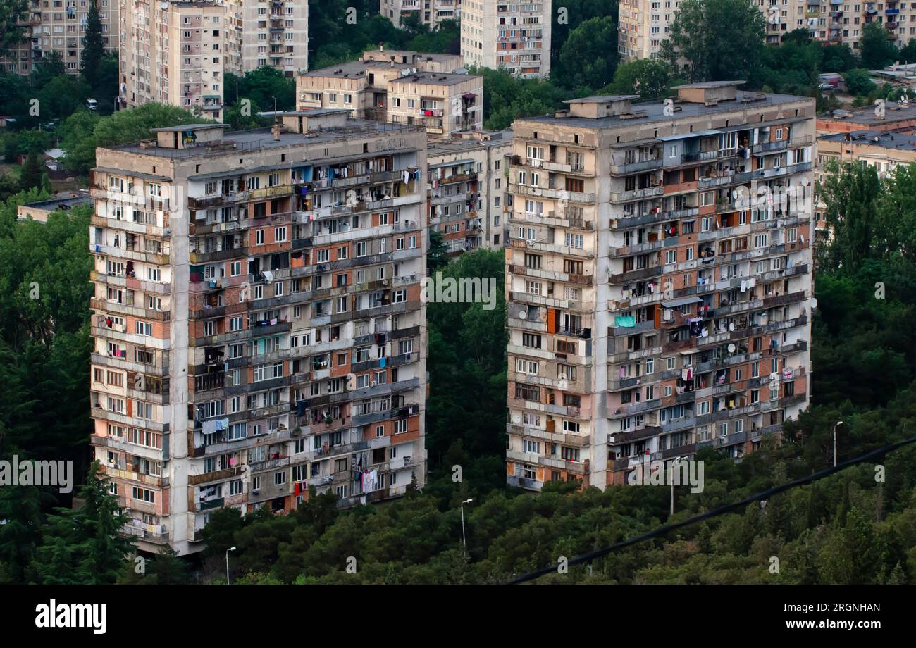 Old dilapidated buildings hi-res stock photography and images - Alamy