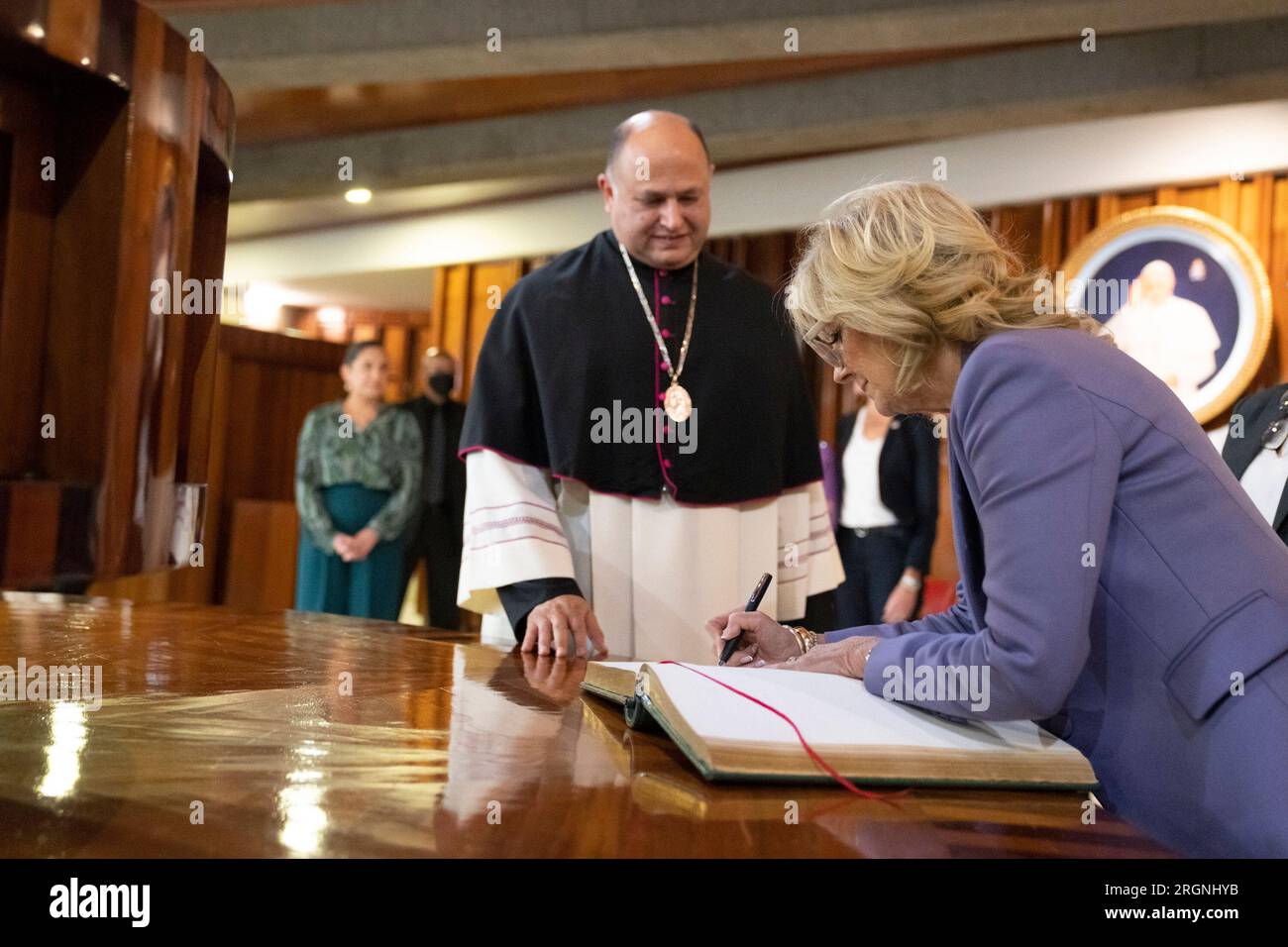 Reportage: Joe Biden, along with wife Jill Biden, visit Mexico City ...