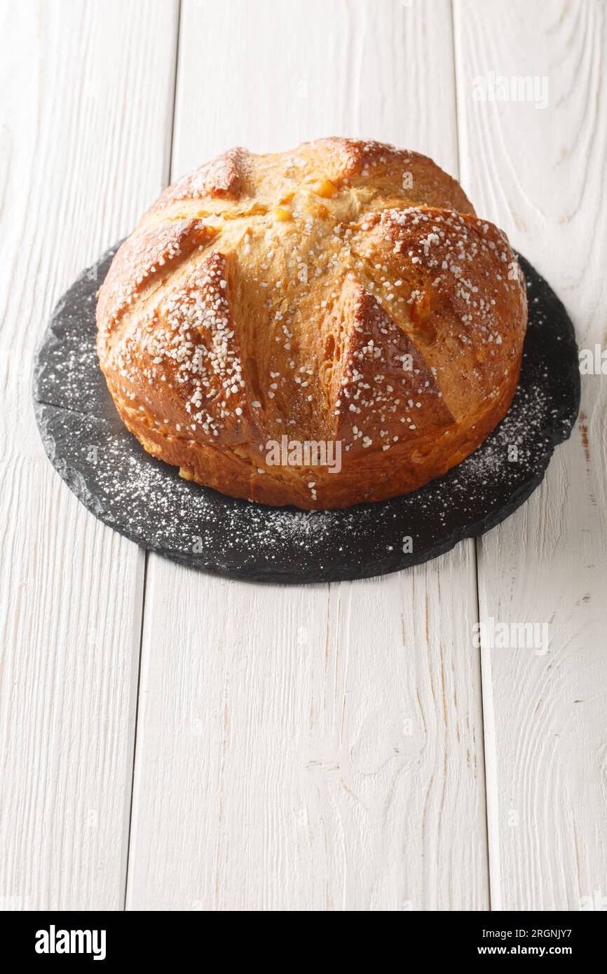Mona brown hi-res stock photography and images - Alamy