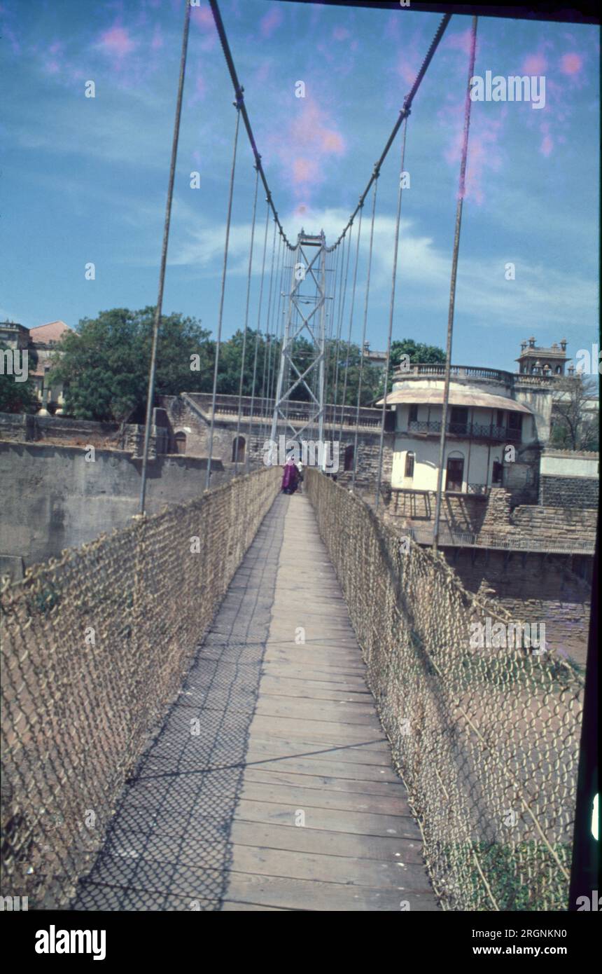 Swinging Bridge, Rope Bridge, Morbi, Gujrat, India Stock Photo - Alamy