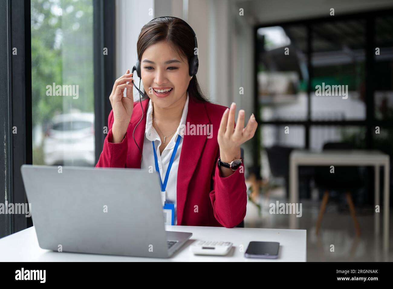Call center telemarketing tech hi-res stock photography and images - Alamy