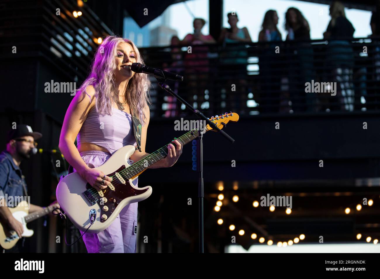 Bud light backyard tour hi-res stock photography and images - Alamy