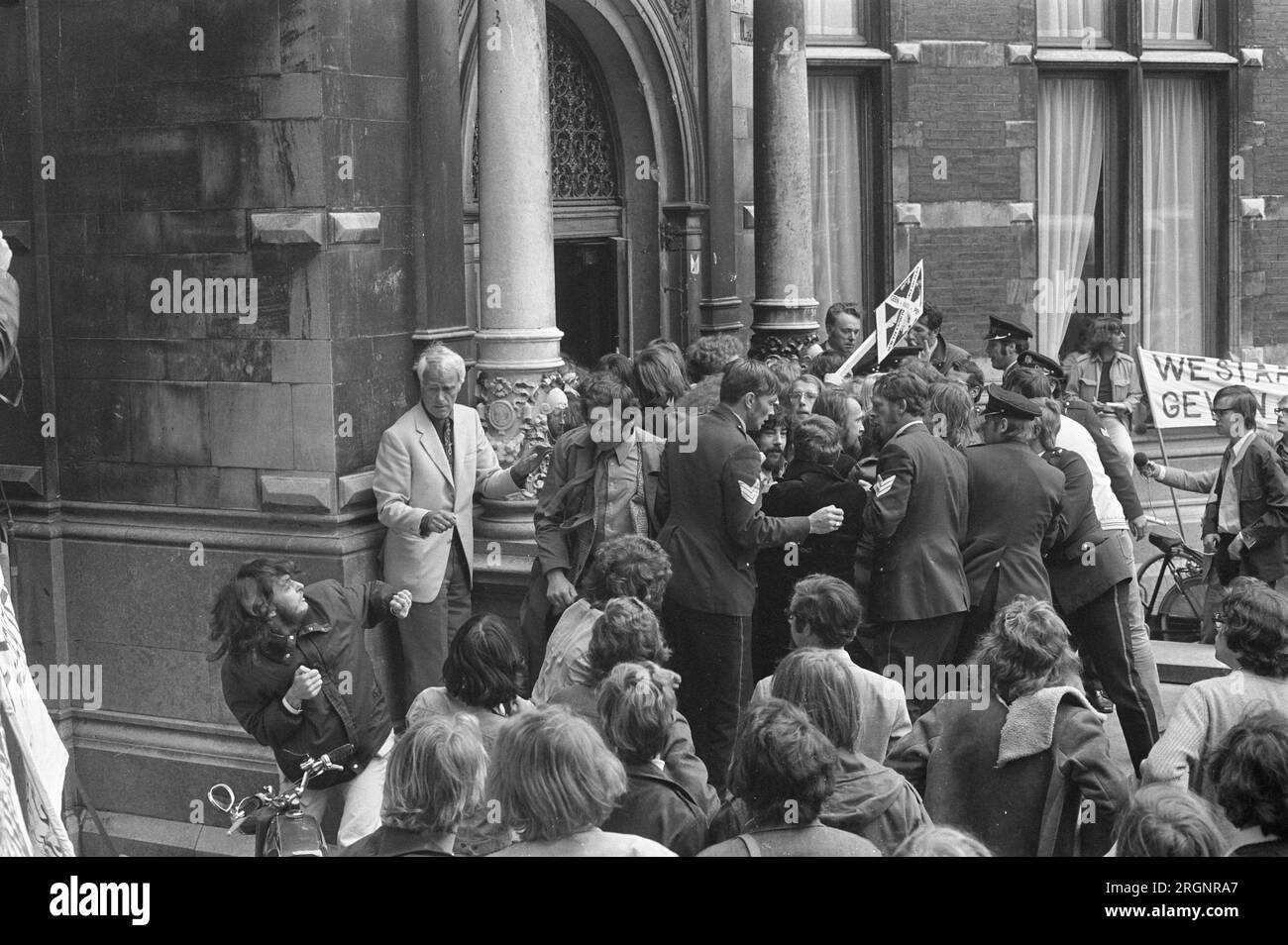 1970s college protest hi-res stock photography and images - Alamy