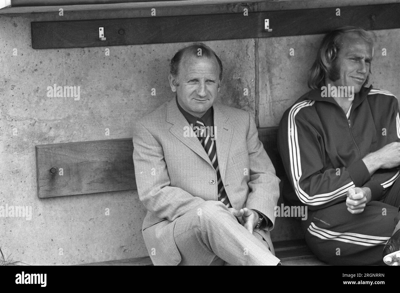 Number 4a psv coach kees rijver hi-res stock photography and images - Alamy
