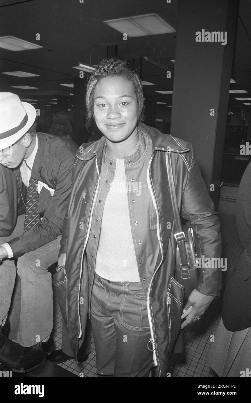 Dutch Olympic Games participants back at Schiphol, athlete Enith ...