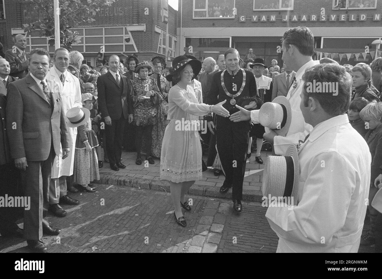1972 princess beatrix hi-res stock photography and images - Alamy